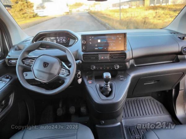Peugeot Rifter 2024 in Riga, with an engine capacity of 1.50 L and mileage of 32 thousand km for 21800 €, photo 11 on AUTOMOTO.COM.LV