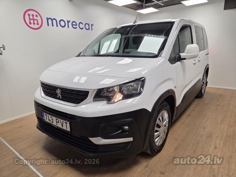 White Peugeot Rifter 2021 in Tallinn, with an engine capacity of 1.50 L and mileage of 155 thousand km for 10900 €, photo 4 on AUTOMOTO.COM.LV