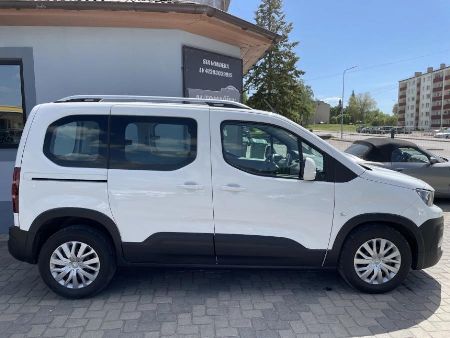 Balts Peugeot Rifter 2019 Rīga, ar dzinēja tilpumu 1.50 L un nobraukumu 170 tūkst. km par 9990 €, foto 5 vietnē AUTOMOTO.COM.LV