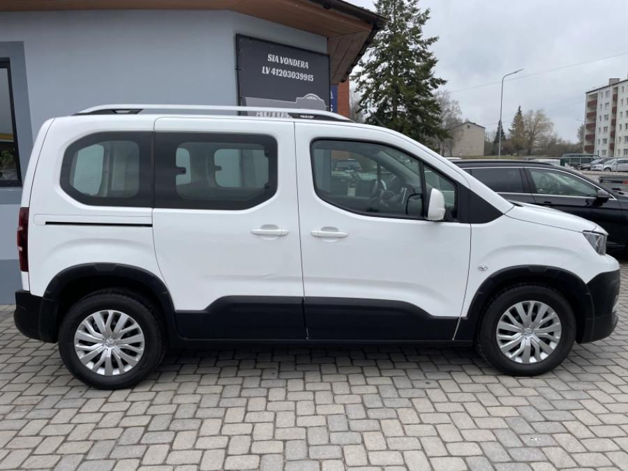 Balts Peugeot Rifter 2019 Rīga, ar dzinēja tilpumu 1.50 L un nobraukumu 170 tūkst. km par 9990 €, foto 10 vietnē AUTOMOTO.COM.LV
