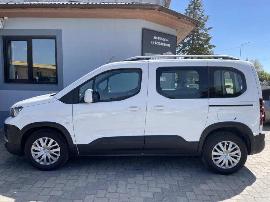 Balts Peugeot Rifter 2019 Rīga, ar dzinēja tilpumu 1.50 L un nobraukumu 170 tūkst. km par 9990 €, foto 24 vietnē AUTOMOTO.COM.LV