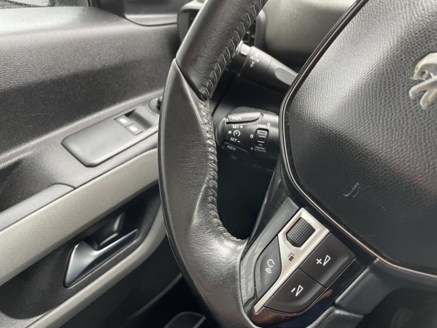 Balts Peugeot Rifter 2019 Rīga, ar dzinēja tilpumu 1.50 L un nobraukumu 170 tūkst. km par 9990 €, foto 26 vietnē AUTOMOTO.COM.LV