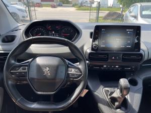 Balts Peugeot Rifter 2019 Rīga, ar dzinēja tilpumu 1.50 L un nobraukumu 170 tūkst. km par 9990 €, foto 34 vietnē AUTOMOTO.COM.LV