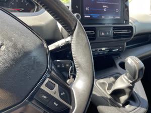 Balts Peugeot Rifter 2019 Rīga, ar dzinēja tilpumu 1.50 L un nobraukumu 170 tūkst. km par 9990 €, foto 36 vietnē AUTOMOTO.COM.LV