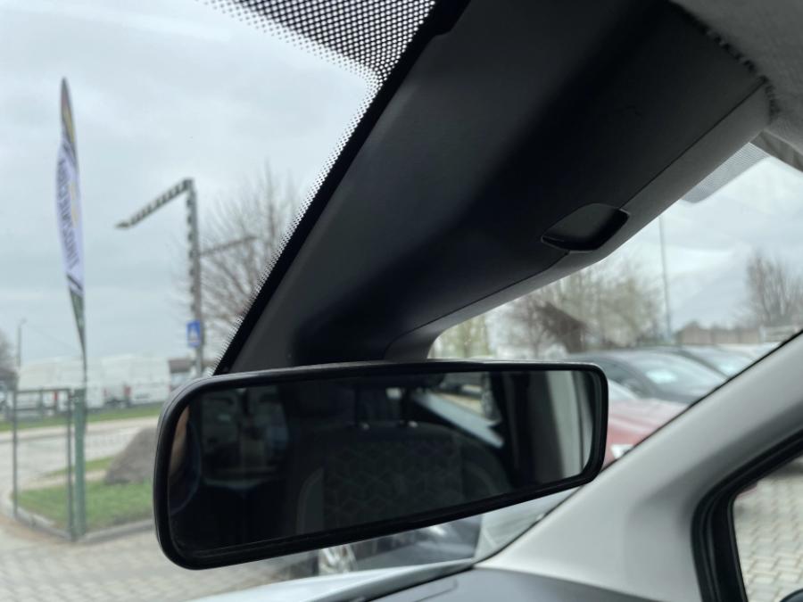 Balts Peugeot Rifter 2019 Rīga, ar dzinēja tilpumu 1.50 L un nobraukumu 170 tūkst. km par 9990 €, foto 43 vietnē AUTOMOTO.COM.LV