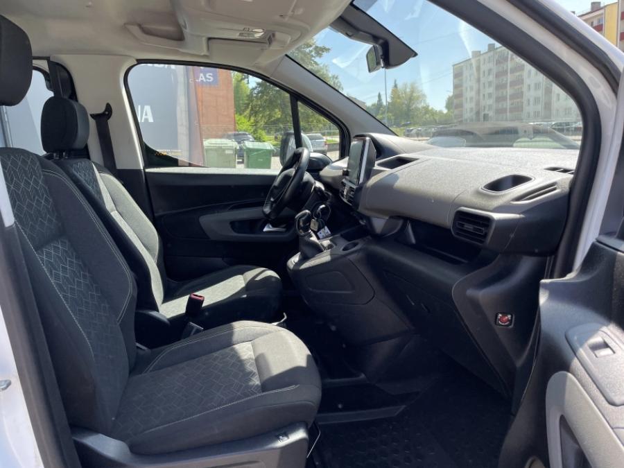 Balts Peugeot Rifter 2019 Rīga, ar dzinēja tilpumu 1.50 L un nobraukumu 170 tūkst. km par 9990 €, foto 52 vietnē AUTOMOTO.COM.LV