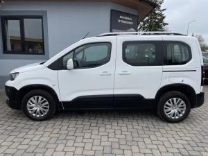Balts Peugeot Rifter 2019 Rīga, ar dzinēja tilpumu 1.50 L un nobraukumu 170 tūkst. km par 9990 €, foto 54 vietnē AUTOMOTO.COM.LV