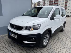 Balts Peugeot Rifter 2019 Rīga, ar dzinēja tilpumu 1.50 L un nobraukumu 170 tūkst. km par 9990 €, foto 57 vietnē AUTOMOTO.COM.LV