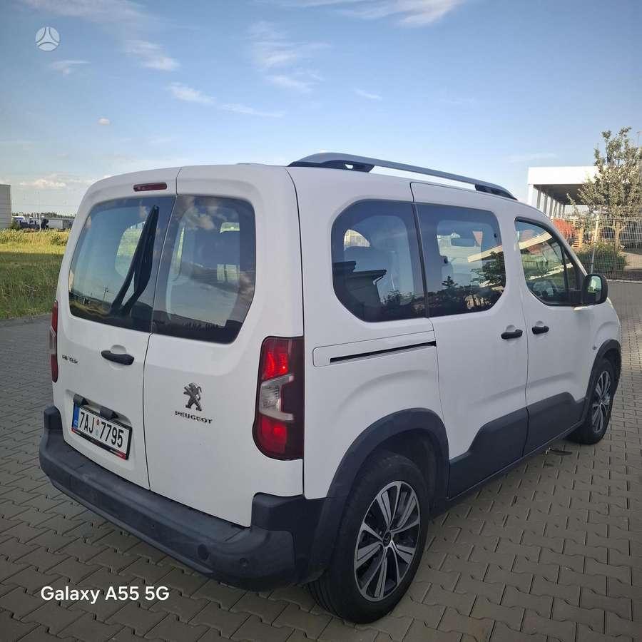 Balts Peugeot Rifter 2019 Viļņa, ar dzinēja tilpumu 1.50 L un nobraukumu 252 tūkst. km par 8190 €, foto 9 vietnē AUTOMOTO.COM.LV