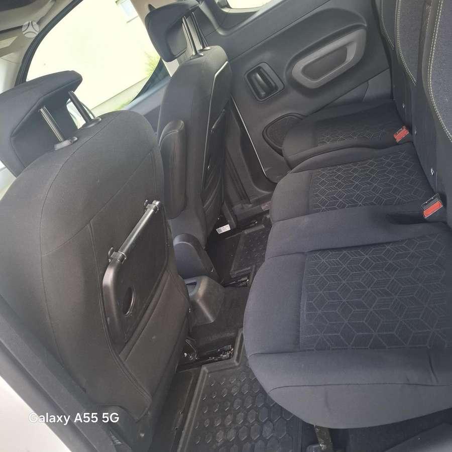 Balts Peugeot Rifter 2019 Viļņa, ar dzinēja tilpumu 1.50 L un nobraukumu 252 tūkst. km par 8190 €, foto 19 vietnē AUTOMOTO.COM.LV