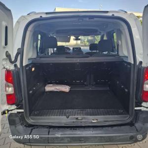 Balts Peugeot Rifter 2019 Viļņa, ar dzinēja tilpumu 1.50 L un nobraukumu 252 tūkst. km par 8190 €, foto 22 vietnē AUTOMOTO.COM.LV