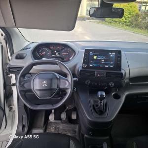 Balts Peugeot Rifter 2019 Viļņa, ar dzinēja tilpumu 1.50 L un nobraukumu 252 tūkst. km par 8190 €, foto 33 vietnē AUTOMOTO.COM.LV