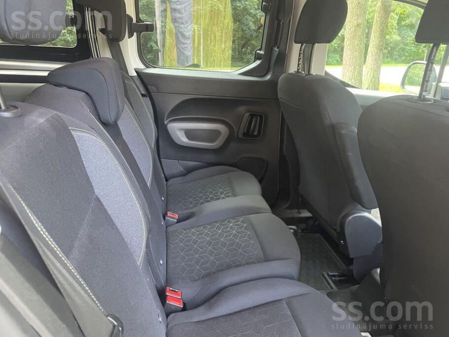 Balts Peugeot Rifter 2020 Rīga, ar dzinēja tilpumu 1.50 L un nobraukumu 139 tūkst. km par 8750 €, foto 7 vietnē AUTOMOTO.COM.LV