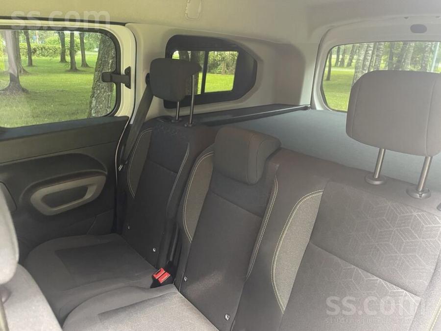 Balts Peugeot Rifter 2020 Rīga, ar dzinēja tilpumu 1.50 L un nobraukumu 139 tūkst. km par 8750 €, foto 8 vietnē AUTOMOTO.COM.LV