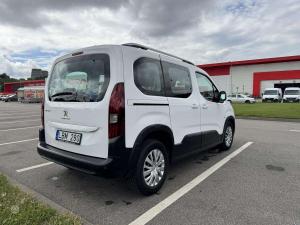 Balts Peugeot Rifter 2019 Viļņa, ar dzinēja tilpumu 1.50 L un nobraukumu 261 tūkst. km par 11500 €, foto 5 vietnē AUTOMOTO.COM.LV