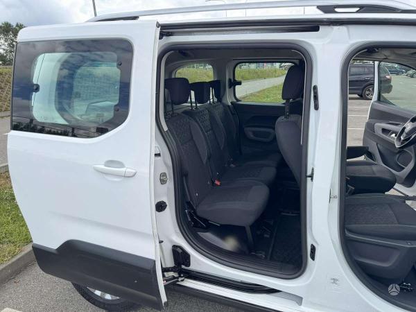 Balts Peugeot Rifter 2019 Viļņa, ar dzinēja tilpumu 1.50 L un nobraukumu 261 tūkst. km par 11500 €, foto 9 vietnē AUTOMOTO.COM.LV