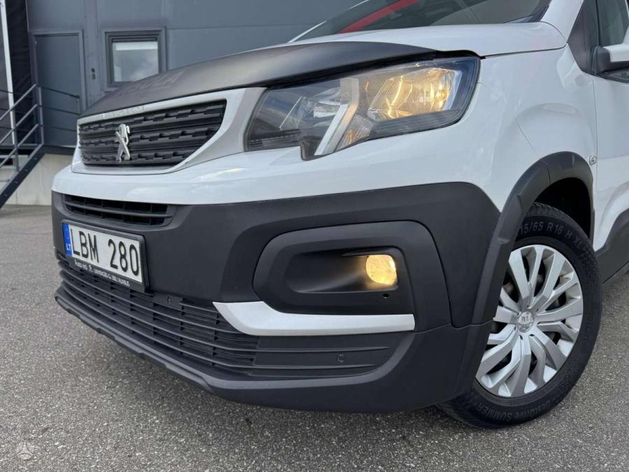 Balts Peugeot Rifter 2019 Viļņa, ar dzinēja tilpumu 1.50 L un nobraukumu 261 tūkst. km par 11500 €, foto 11 vietnē AUTOMOTO.COM.LV