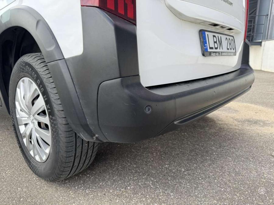Balts Peugeot Rifter 2019 Viļņa, ar dzinēja tilpumu 1.50 L un nobraukumu 261 tūkst. km par 11500 €, foto 12 vietnē AUTOMOTO.COM.LV