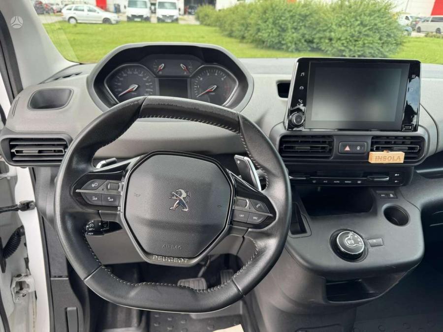 Balts Peugeot Rifter 2019 Viļņa, ar dzinēja tilpumu 1.50 L un nobraukumu 261 tūkst. km par 11500 €, foto 13 vietnē AUTOMOTO.COM.LV