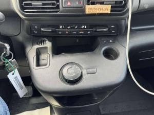 Balts Peugeot Rifter 2019 Viļņa, ar dzinēja tilpumu 1.50 L un nobraukumu 261 tūkst. km par 11500 €, foto 16 vietnē AUTOMOTO.COM.LV