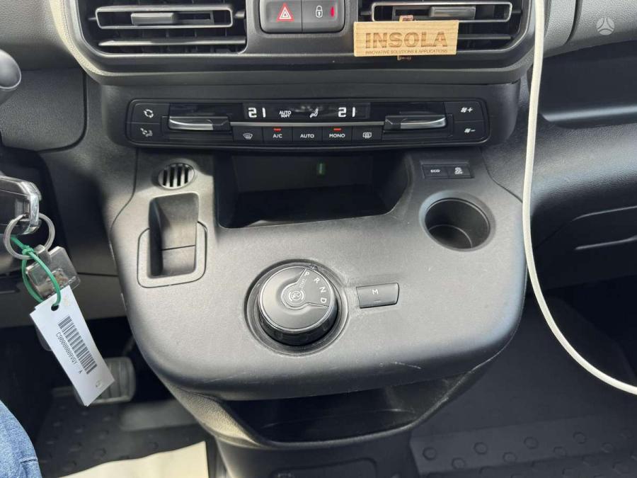 Balts Peugeot Rifter 2019 Viļņa, ar dzinēja tilpumu 1.50 L un nobraukumu 261 tūkst. km par 11500 €, foto 16 vietnē AUTOMOTO.COM.LV