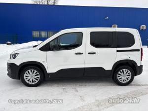 Balts Peugeot Rifter 2019 Paide, ar dzinēja tilpumu 1.50 L un nobraukumu 209 tūkst. km par 9390 €, foto 3 vietnē AUTOMOTO.COM.LV