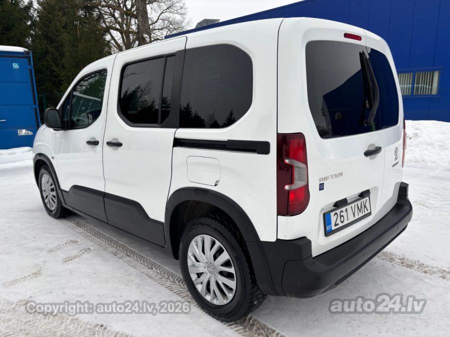 Balts Peugeot Rifter 2019 Paide, ar dzinēja tilpumu 1.50 L un nobraukumu 209 tūkst. km par 9390 €, foto 4 vietnē AUTOMOTO.COM.LV