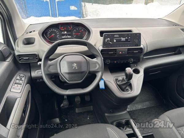Белый Пежо Rifter 2019 в Пайде, объемом двигателя 1.50 л и пробегом 209 тыс. км за 9390 €, фото 11 на AUTOMOTO.COM.LV