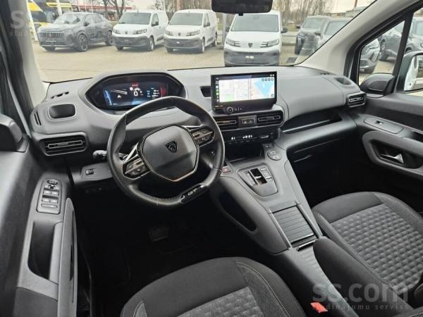 White Peugeot Rifter 2024 in Riga, with an engine capacity of 1.50 L and mileage of 23 thousand km for 27990 €, photo 4 on AUTOMOTO.COM.LV