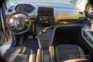 Dzeltens Peugeot Rifter 2022 Rīga, ar dzinēja tilpumu 1.50 L un nobraukumu 250 tūkst. km par 11000 €, foto 9 vietnē AUTOMOTO.COM.LV