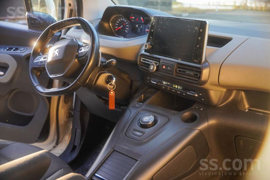 Dzeltens Peugeot Rifter 2022 Rīga, ar dzinēja tilpumu 1.50 L un nobraukumu 250 tūkst. km par 11000 €, foto 10 vietnē AUTOMOTO.COM.LV