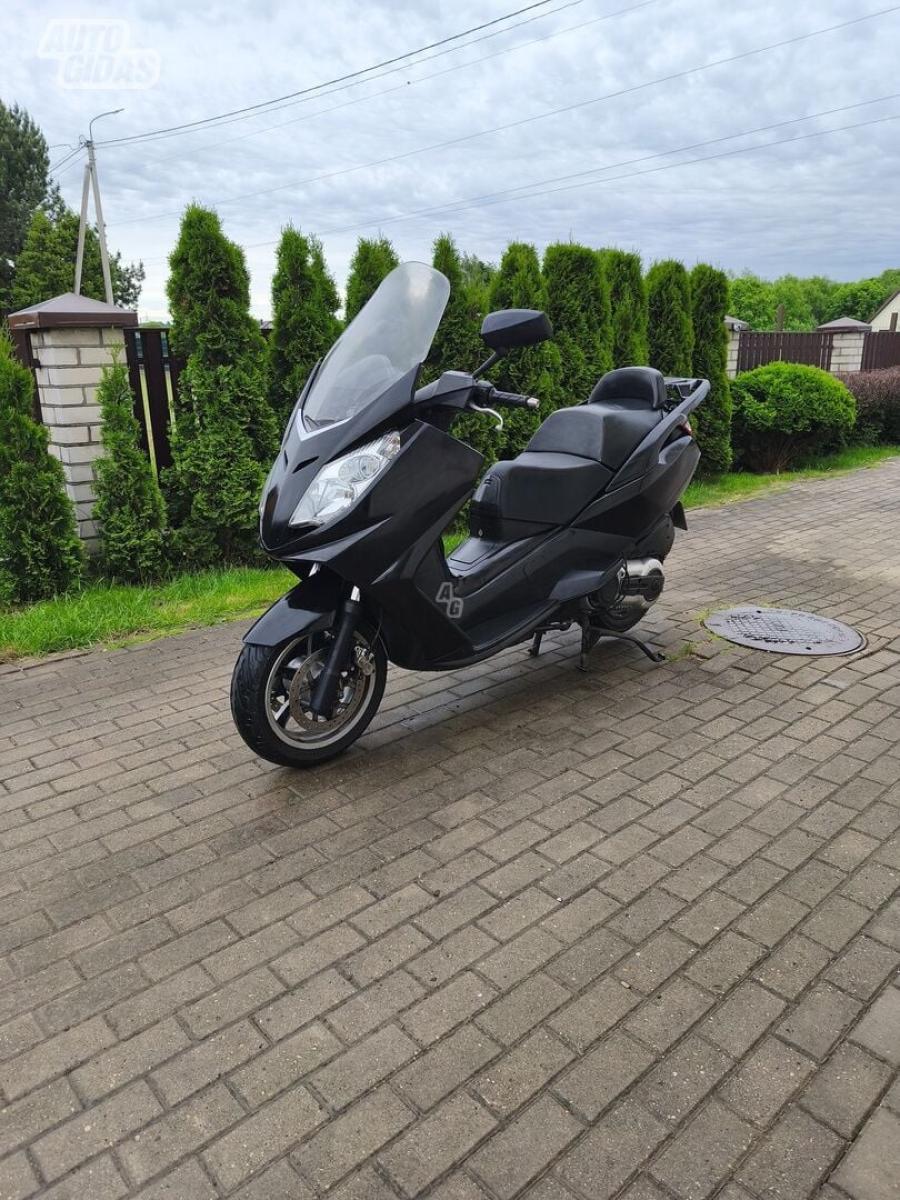 Black Peugeot Satelis 2009 in Vilnius, with an engine capacity of 0.50 L and mileage of 34 thousand km for 800 €, photo 3 on AUTOMOTO.COM.LV