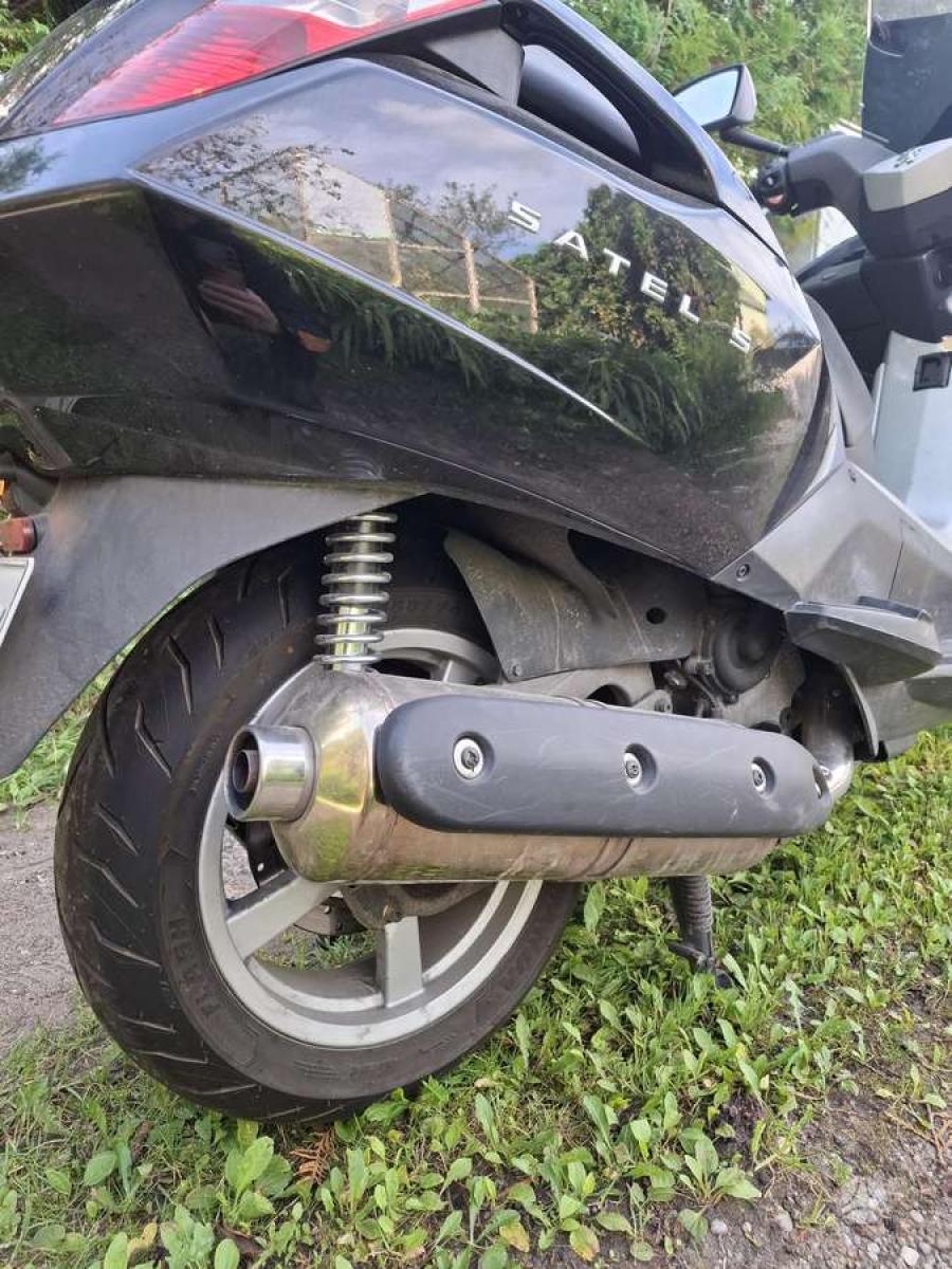 Melns Peugeot Satelis 2011 Elektrėnai, ar dzinēja tilpumu 0.50 L un nobraukumu 31 tūkst. km par 1250 €, foto 9 vietnē AUTOMOTO.COM.LV