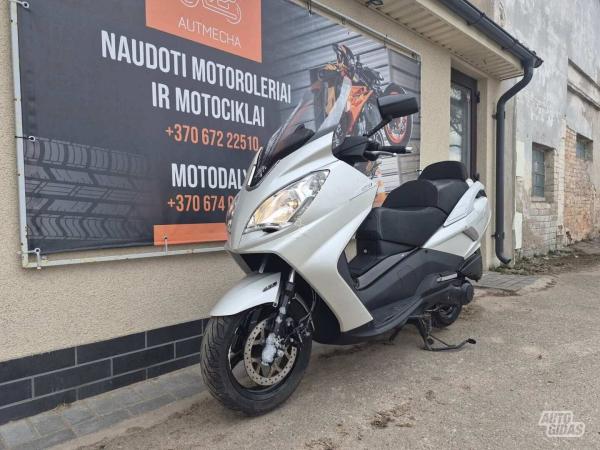Grey Peugeot Satelis 2016 in Panevezys, with an engine capacity of 0.13 L and mileage of 7 thousand km for 1800 €, photo 2 on AUTOMOTO.COM.LV