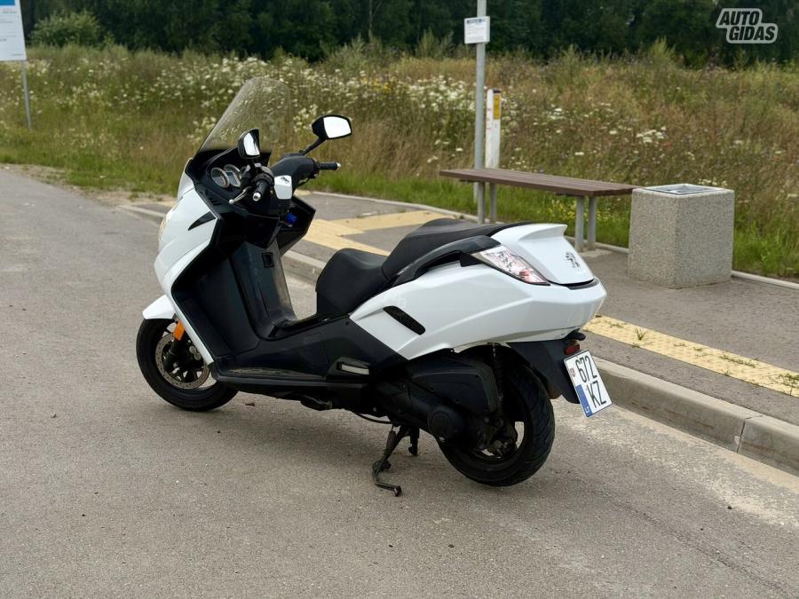 White Peugeot Satelis 2015 in Vievis, with an engine capacity of 0.13 L and mileage of 40 thousand km for 1485 €, photo 5 on AUTOMOTO.COM.LV