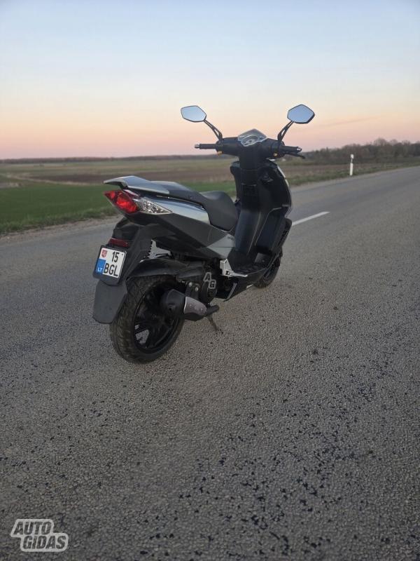 Black Peugeot Speedfight 2010 in Telschi, with an engine capacity of 0.00 L and mileage of 39 thousand km for 900 €, photo 3 on AUTOMOTO.COM.LV