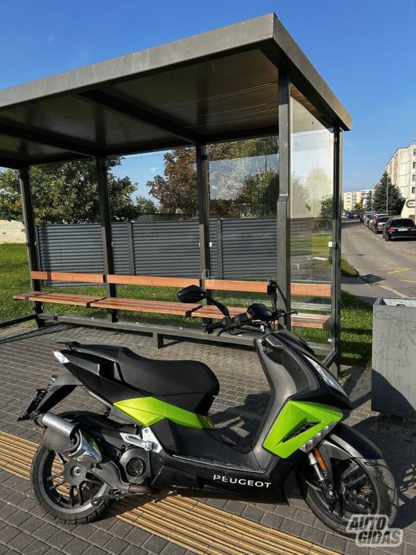 Melns Peugeot Speedfight 2015 Panevēža, ar dzinēja tilpumu 0.05 L un nobraukumu 8 tūkst. km par 1300 €, foto 3 vietnē AUTOMOTO.COM.LV