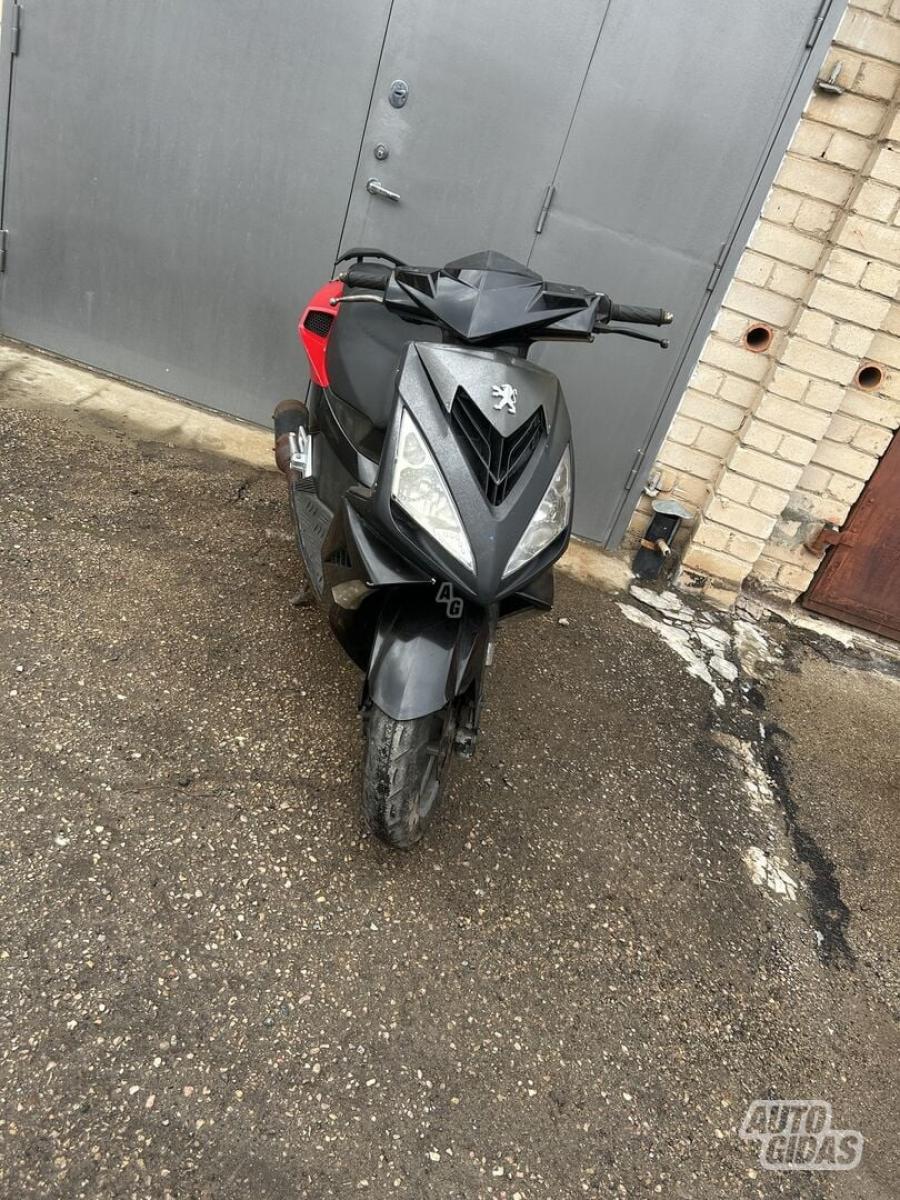 Melns Peugeot Speedfight 2015 Panevēža, ar dzinēja tilpumu 0.05 L un nobraukumu 8 tūkst. km par 1300 €, foto 8 vietnē AUTOMOTO.COM.LV