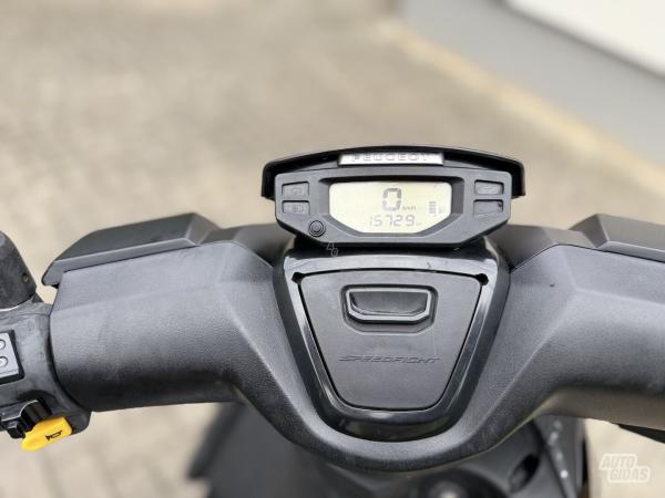 Black Peugeot Speedfight 2017 in Mazeikiai, with an engine capacity of 0.00 L and mileage of 16 thousand km for 1200 €, photo 5 on AUTOMOTO.COM.LV