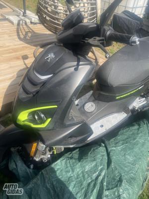 Melns Peugeot Speedfight 2018 Kauņa, ar dzinēja tilpumu 0.05 L un nobraukumu 17 tūkst. km par 1300 €, foto 4 vietnē AUTOMOTO.COM.LV