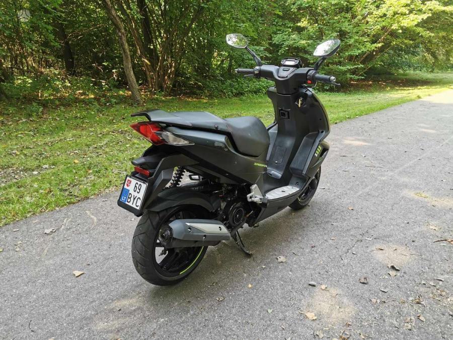 Black Peugeot Speedfight 2020 in Kaunas, with an engine capacity of 49.00 L and mileage of 10 thousand km for 1200 €, photo 8 on AUTOMOTO.COM.LV