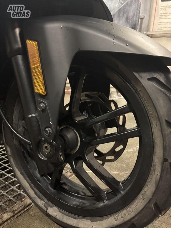 Zils Peugeot Speedfight 2019 Kauņa, ar dzinēja tilpumu 0.05 L un nobraukumu 33 tūkst. km par 1100 €, foto 10 vietnē AUTOMOTO.COM.LV