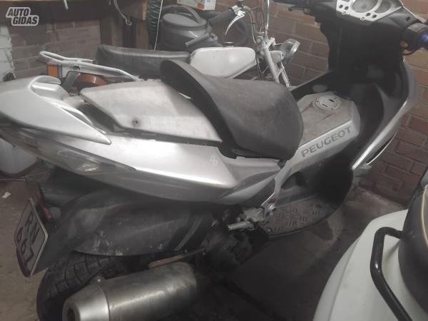 Pelēks Peugeot Speedfight 2003 Kauņa, ar dzinēja tilpumu 0.05 L un nobraukumu 0 tūkst. km par 300 €, foto 8 vietnē AUTOMOTO.COM.LV