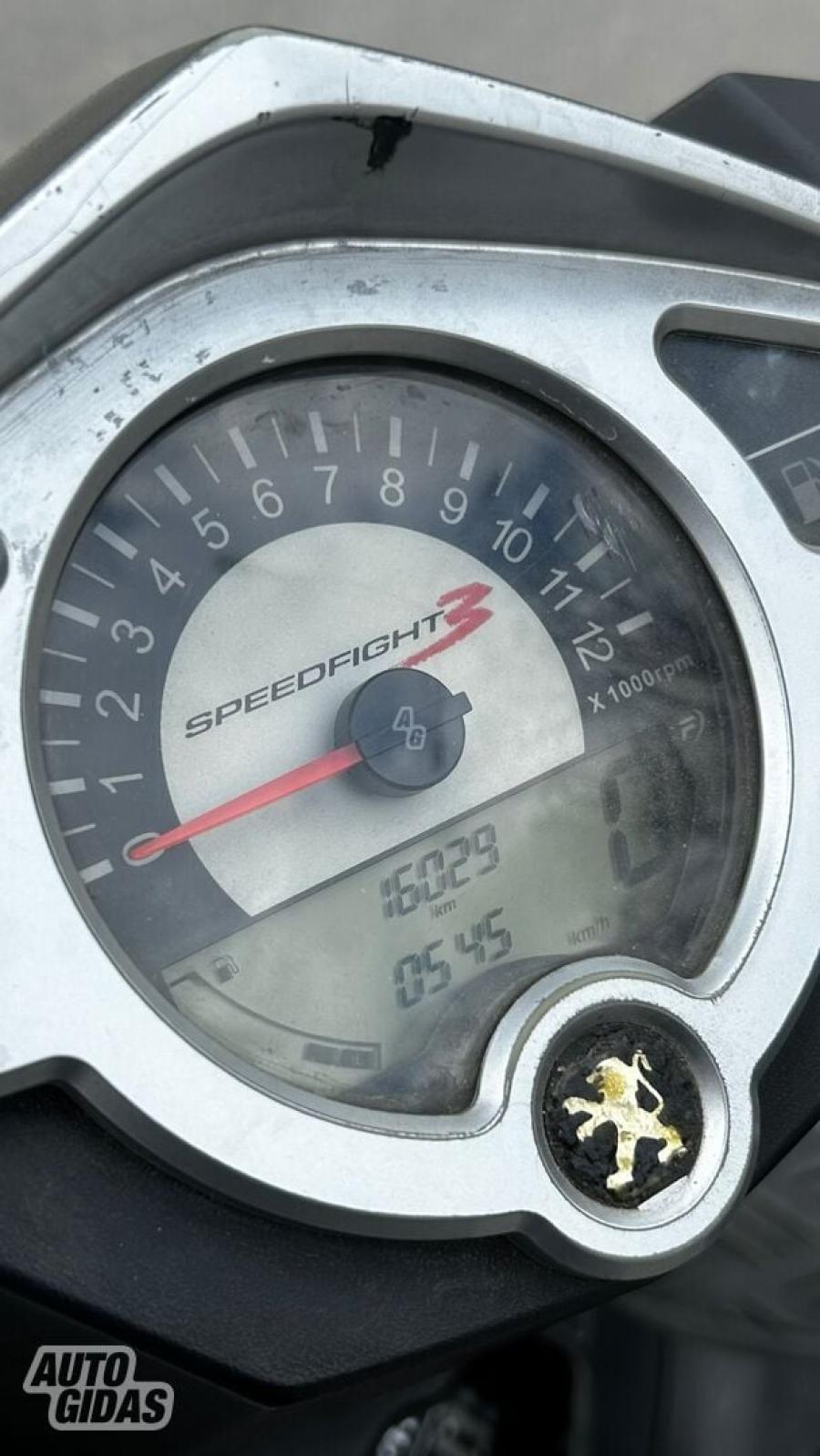 Grey Peugeot Speedfight 2011 in Vilnius, with an engine capacity of 0.05 L and mileage of 16 thousand km for 750 €, photo 6 on AUTOMOTO.COM.LV