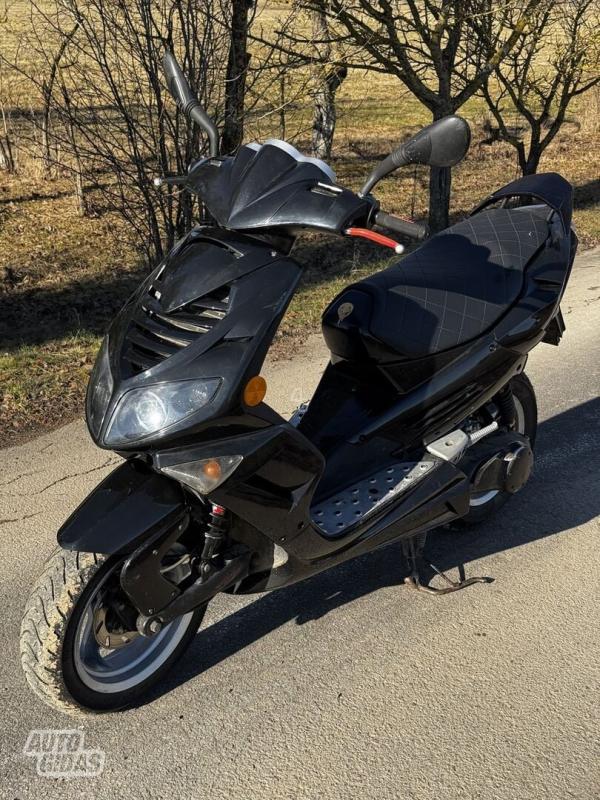 Peugeot Speedfight 2000 Šauļi, ar dzinēja tilpumu 0.00 L un nobraukumu 0 tūkst. km par 700 €, foto 1 vietnē AUTOMOTO.COM.LV