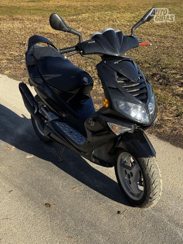 Peugeot Speedfight 2000 Šauļi, ar dzinēja tilpumu 0.00 L un nobraukumu 0 tūkst. km par 700 €, foto 2 vietnē AUTOMOTO.COM.LV