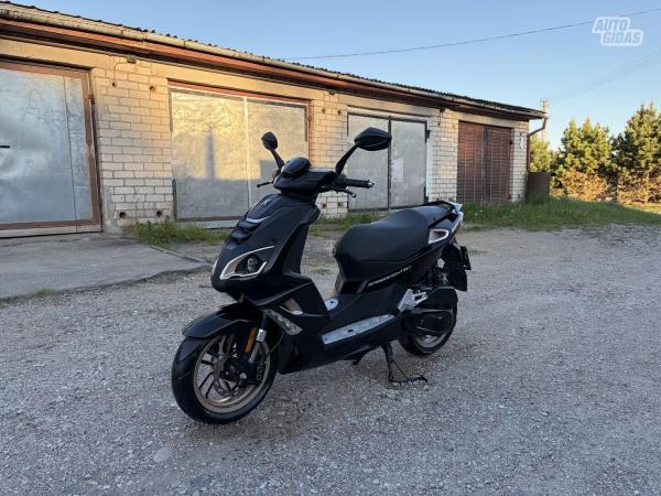 Peugeot Speedfight 2017 Kelmė, ar dzinēja tilpumu 0.05 L un nobraukumu 10 tūkst. km par 1150 €, foto 1 vietnē AUTOMOTO.COM.LV