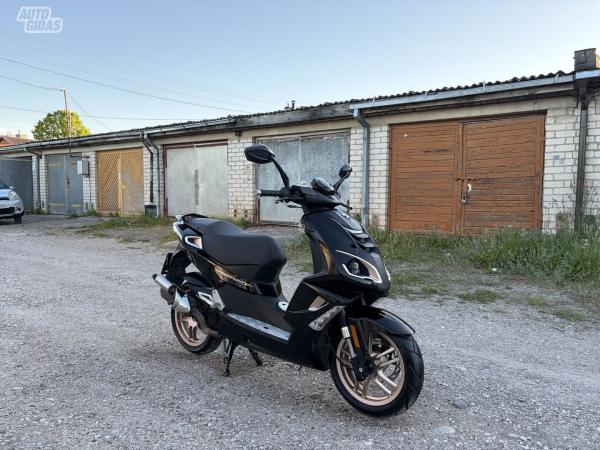 Peugeot Speedfight 2017 Kelmė, ar dzinēja tilpumu 0.05 L un nobraukumu 10 tūkst. km par 1150 €, foto 3 vietnē AUTOMOTO.COM.LV