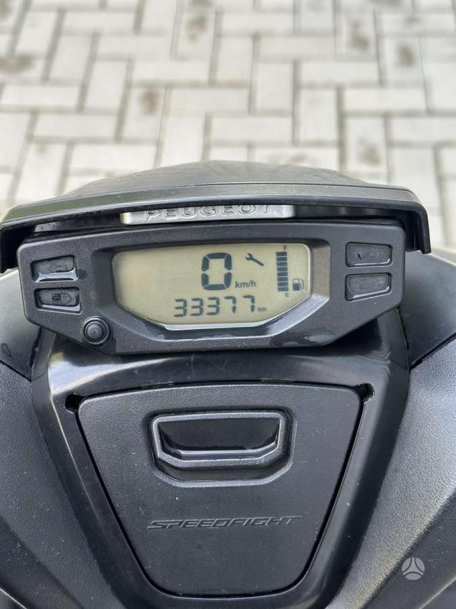 Peugeot Speedfight 2017 in Panevezys, with an engine capacity of 49.00 L and mileage of 33 thousand km for 1300 €, photo 11 on AUTOMOTO.COM.LV