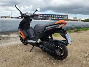 Oranžs Peugeot Speedfight 2017 Kauņa, ar dzinēja tilpumu 0.13 L un nobraukumu 10 tūkst. km par 1900 €, foto 6 vietnē AUTOMOTO.COM.LV